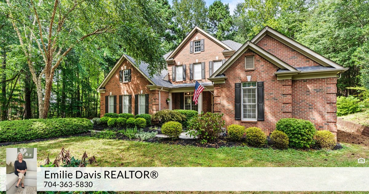 4423 Shadow Cove Ln, Charlotte, NC 28216